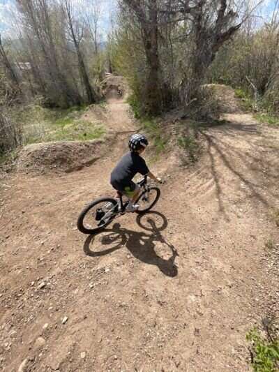 woom Kids Bike OFF Air 5 Review - Mountain Weekly News