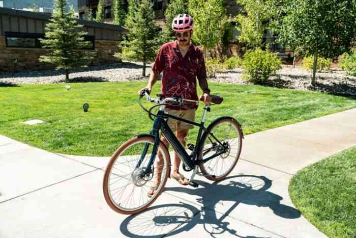 Priority E-Classic Plus E-Bike Review - Mountain Weekly News