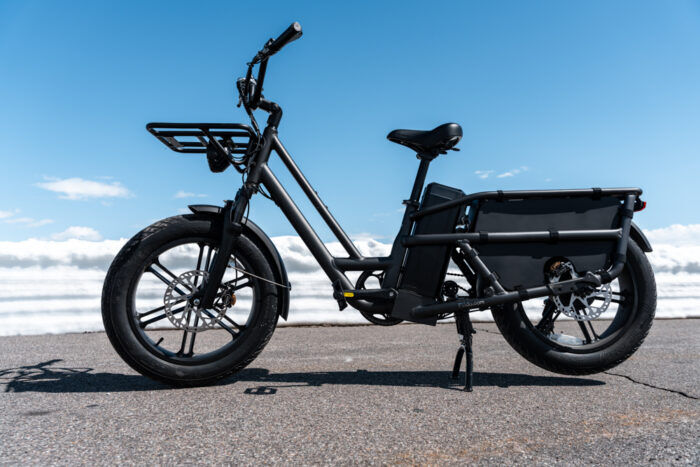 Fiido T2 Cargo: A Review of this Electric Long-Tail Bike