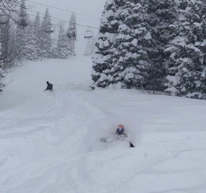 Cardo Packtalk Outdoor: Stay Connected on the Mountain - Mountain ...